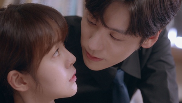 あらすじ紹介「この結婚は社内秘で」11話・12話｜BS12にて放送｜Cinem＠rt記事一覧 | アジアをもっと好きになるカルチャーメディア